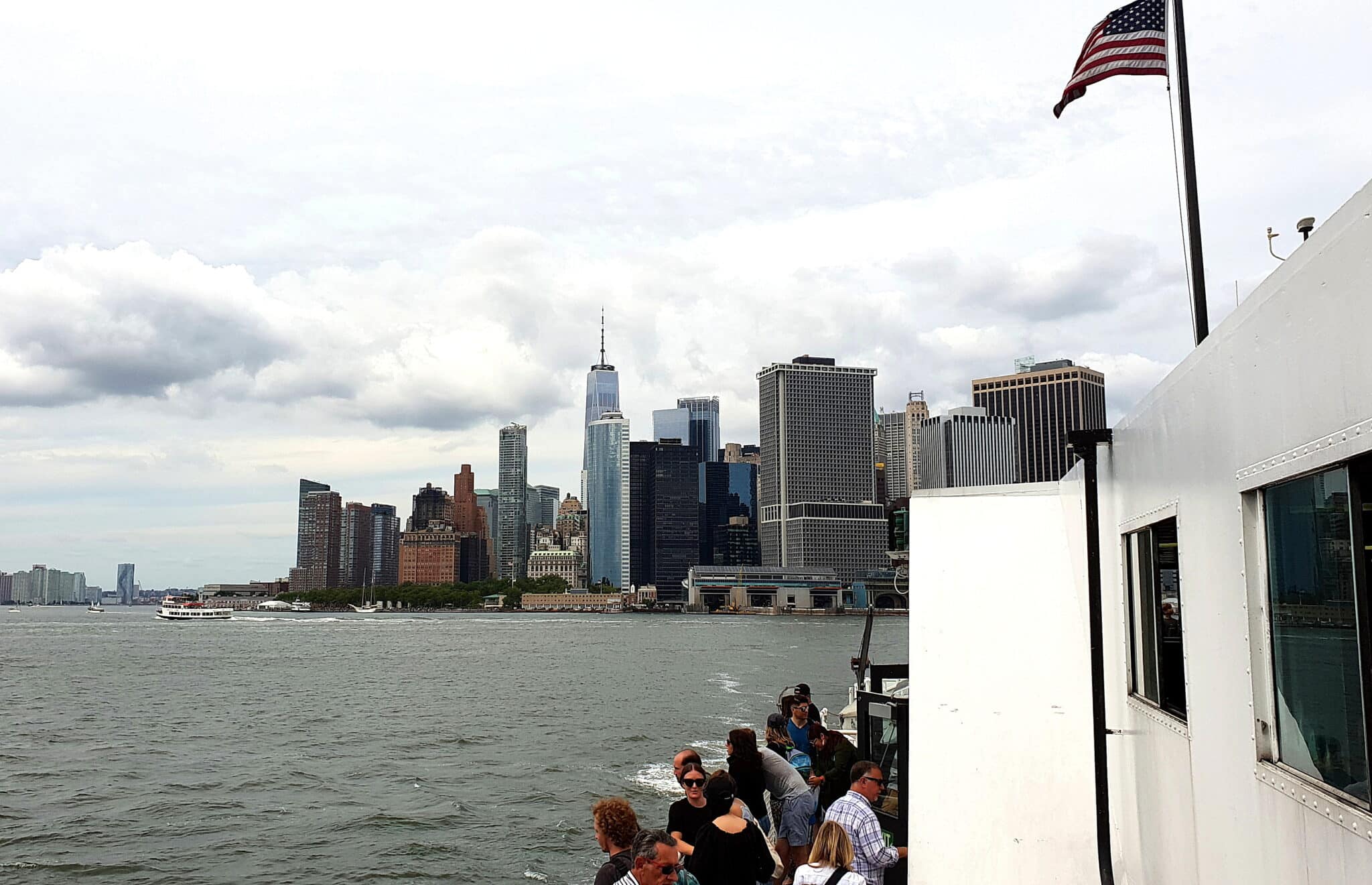 Ferrys à New York : Explorer la Ville par les Flots
